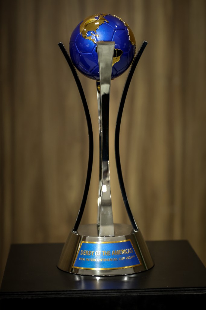 Exhiben trofeos del Club Pachuca en el edificio del Gobierno de Hidalgo